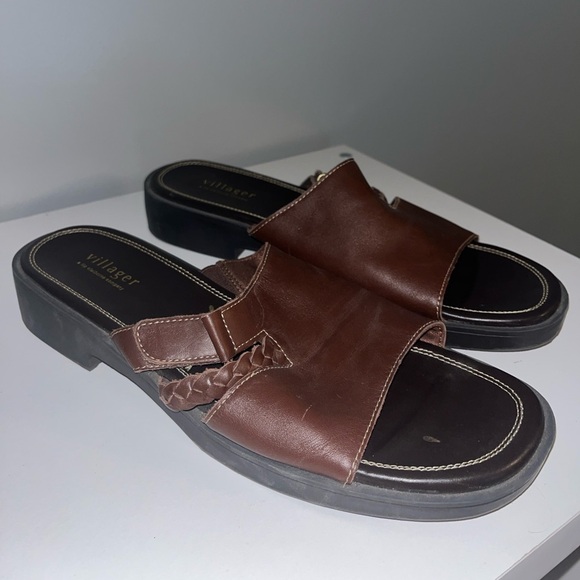 Liz Claiborne | Shoes | Villager Liz Claiborne Vintage Slip On Sandal ...